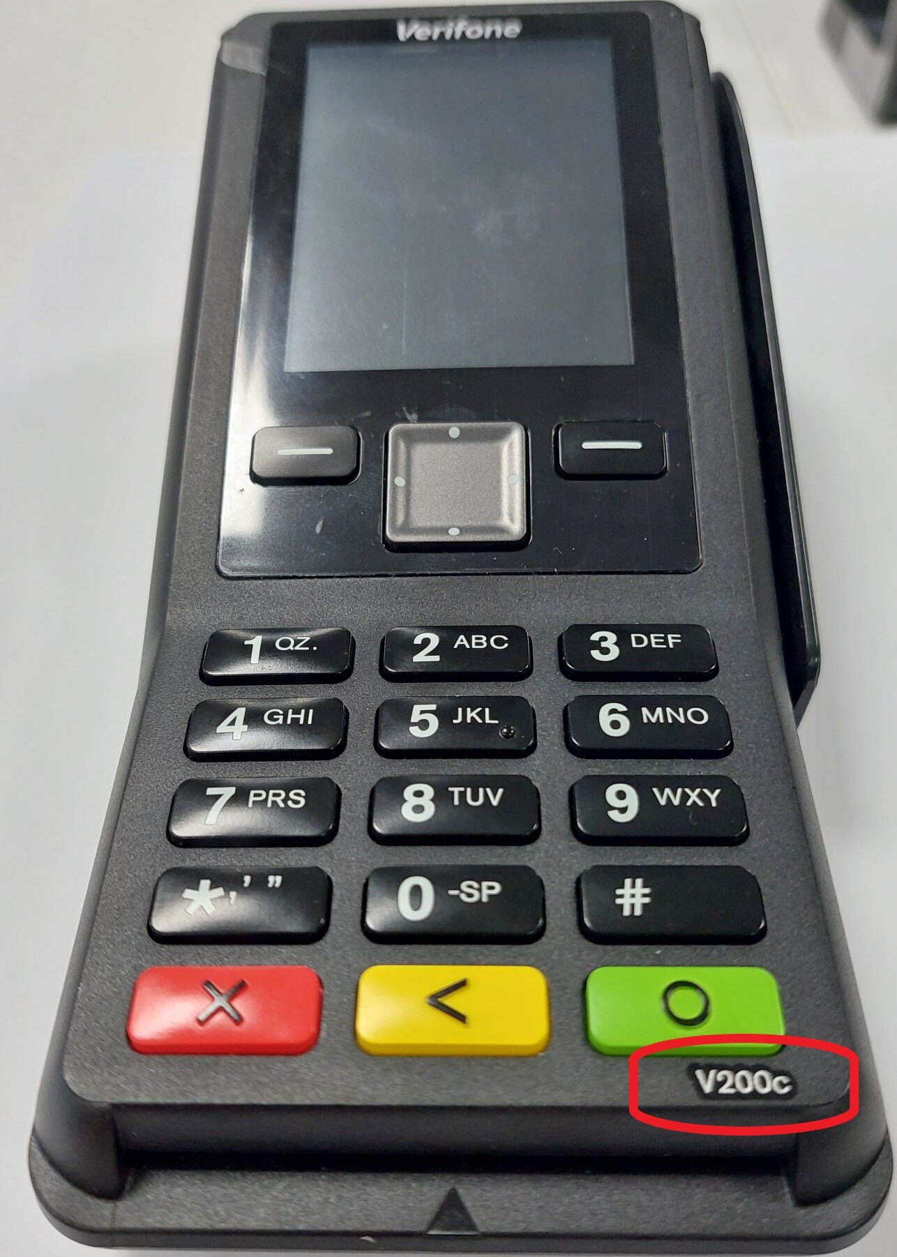 Verifone V200c Identification and Connections